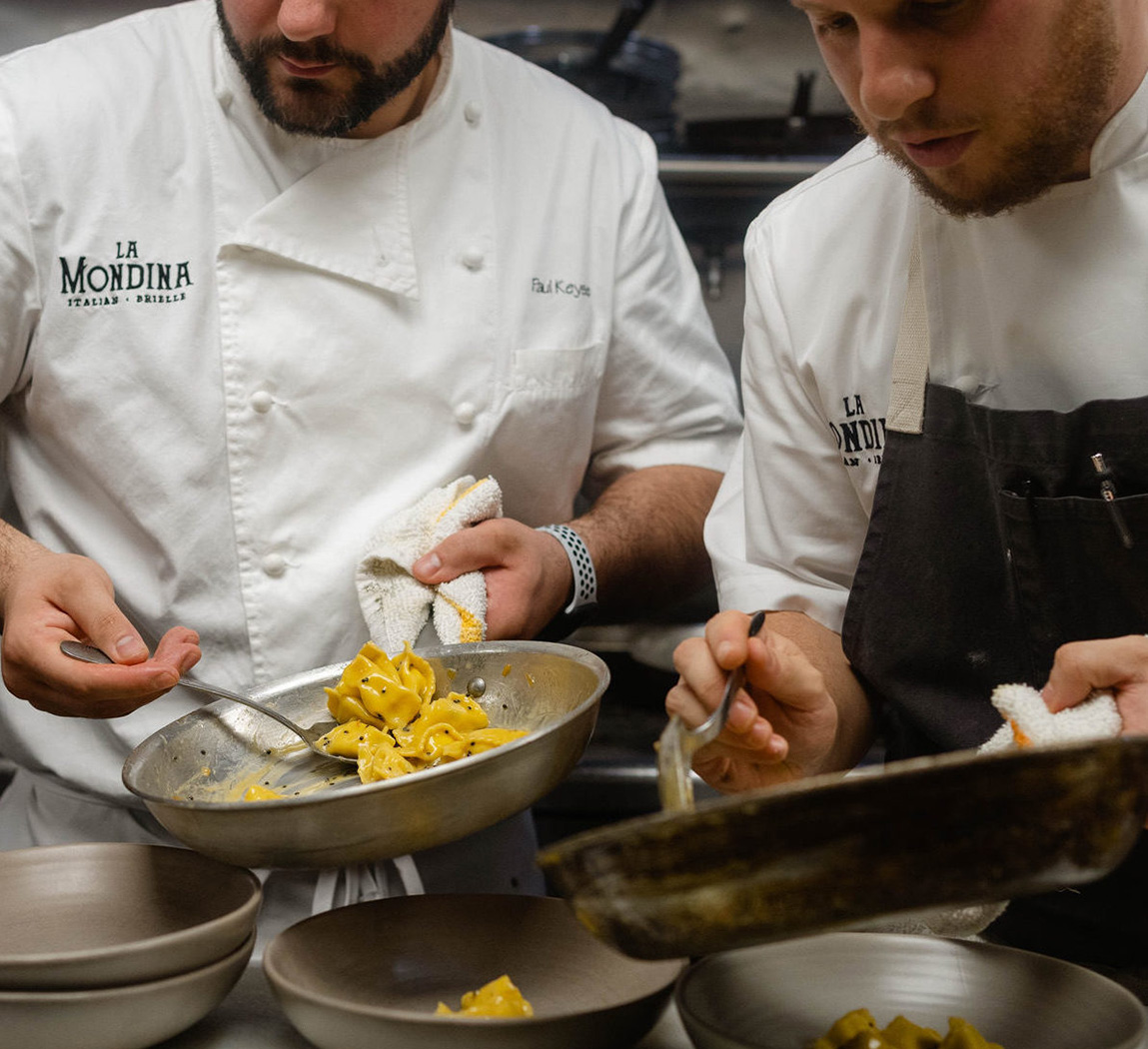 La Mondina - Restaurant Kitchen Design - Gentry